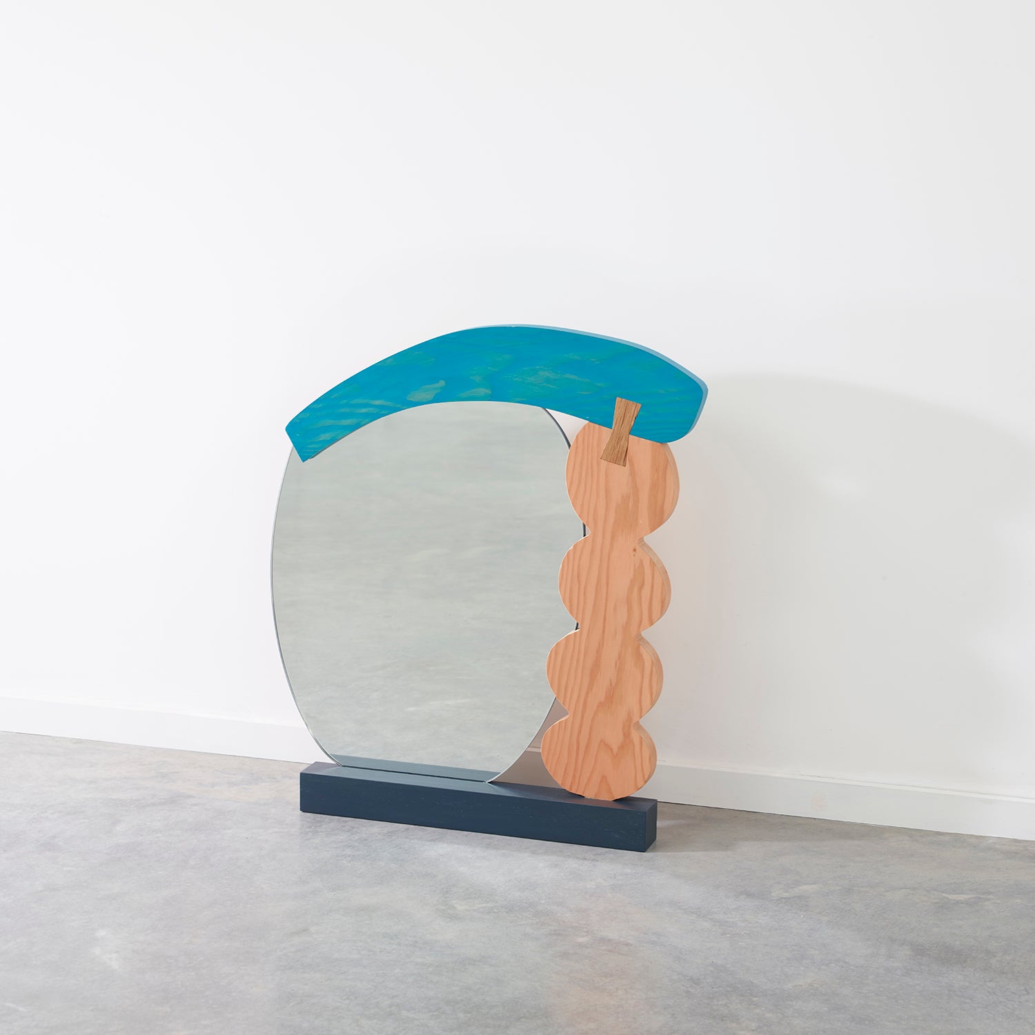 Abstract Assembly – Donna Wilson