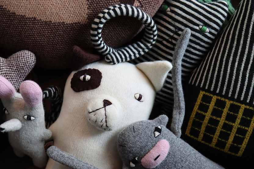 All Creatures – Donna Wilson